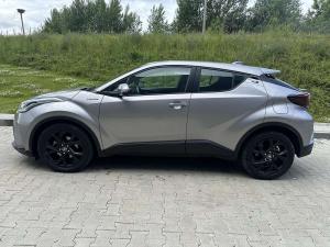 Grey Toyota C-HR 2022 in Vilnius, with an engine capacity of 1.80 L and mileage of 157 thousand km for 18650 €, photo 7 on AUTOMOTO.COM.LV
