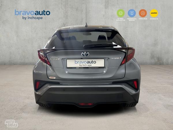 Grey Toyota C-HR 2022 in Vilnius, with an engine capacity of 1.80 L and mileage of 79 thousand km for 23500 €, photo 4 on AUTOMOTO.COM.LV