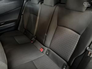 Серый Тойота C-HR 2022 в Вильнюс, объемом двигателя 1.80 л и пробегом 79 тыс. км за 23500 €, фото 16 на AUTOMOTO.COM.LV