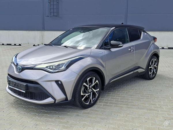 Серый Тойота C-HR 2022 в Шяуляй, объемом двигателя 1.99 л и пробегом 127 тыс. км за 20950 €, фото 1 на AUTOMOTO.COM.LV