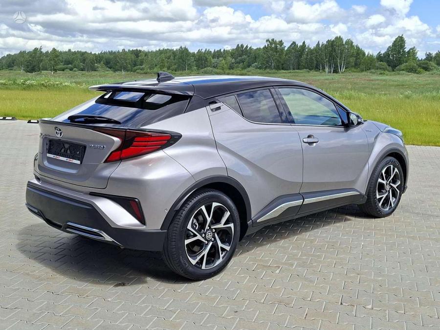 Серый Тойота C-HR 2022 в Шяуляй, объемом двигателя 1.99 л и пробегом 127 тыс. км за 20950 €, фото 7 на AUTOMOTO.COM.LV