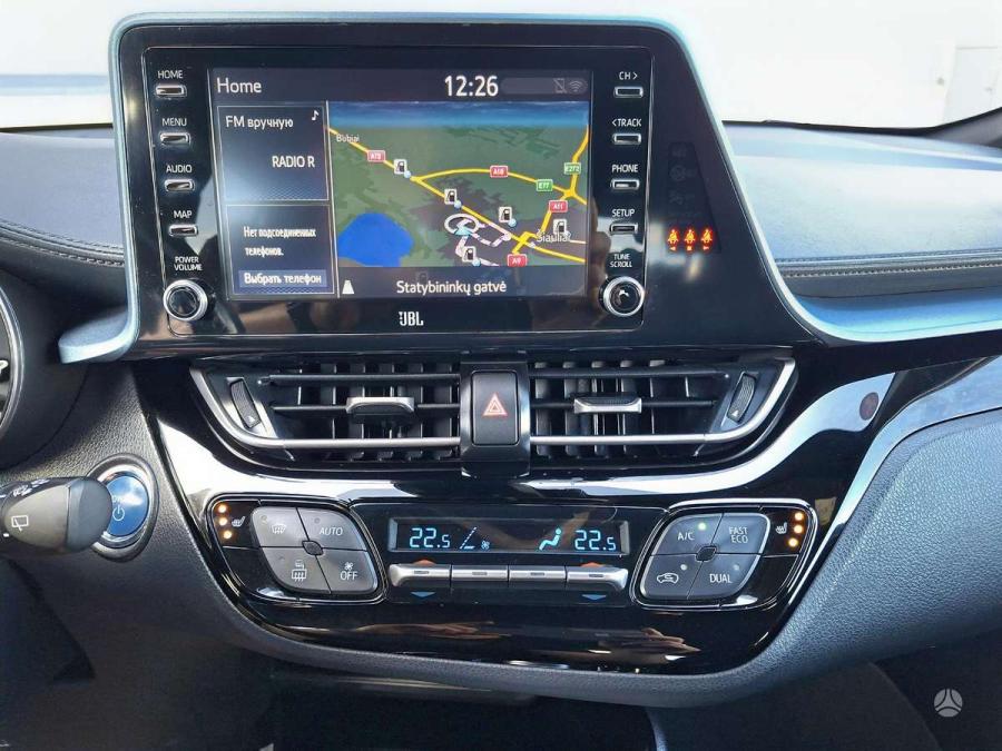Серый Тойота C-HR 2022 в Шяуляй, объемом двигателя 1.99 л и пробегом 127 тыс. км за 20950 €, фото 26 на AUTOMOTO.COM.LV