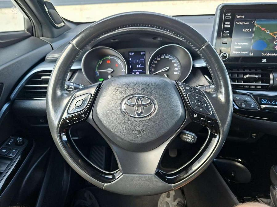 Серый Тойота C-HR 2022 в Шяуляй, объемом двигателя 1.99 л и пробегом 127 тыс. км за 20950 €, фото 29 на AUTOMOTO.COM.LV