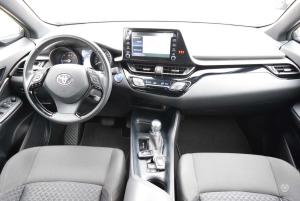 Серый Тойота C-HR 2022 в Вильнюс, объемом двигателя 1.99 л и пробегом 201 тыс. км за 19200 €, фото 13 на AUTOMOTO.COM.LV