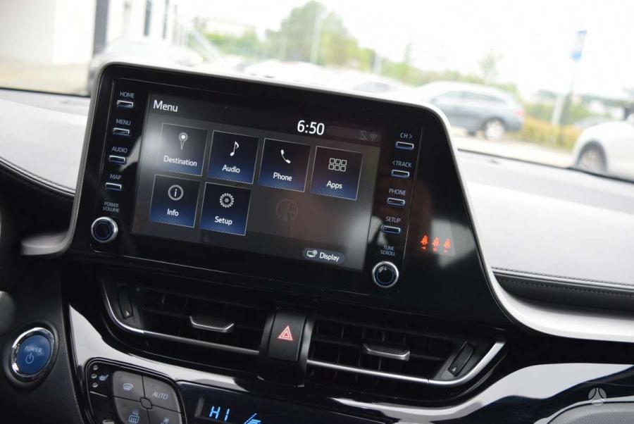 Серый Тойота C-HR 2022 в Вильнюс, объемом двигателя 1.99 л и пробегом 201 тыс. км за 19200 €, фото 16 на AUTOMOTO.COM.LV