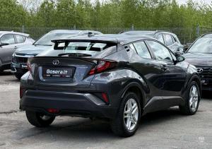 Серый Тойота C-HR 2022 в Вильнюс, объемом двигателя 1.80 л и пробегом 161 тыс. км за 17990 €, фото 6 на AUTOMOTO.COM.LV