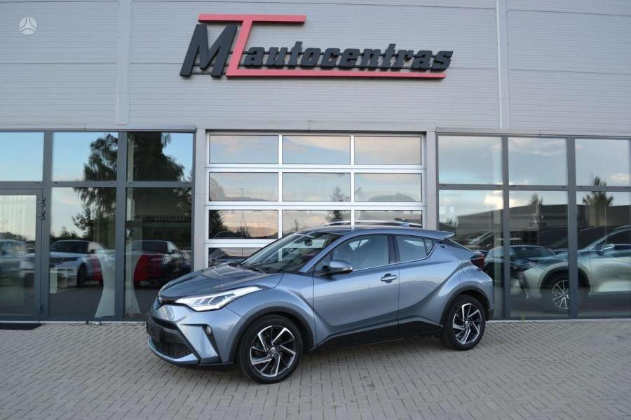 Серый Тойота C-HR 2022 в Вильнюс, объемом двигателя 1.80 л и пробегом 193 тыс. км за 18500 €, фото 1 на AUTOMOTO.COM.LV