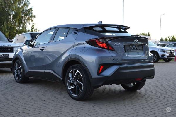 Серый Тойота C-HR 2022 в Вильнюс, объемом двигателя 1.80 л и пробегом 193 тыс. км за 18500 €, фото 7 на AUTOMOTO.COM.LV