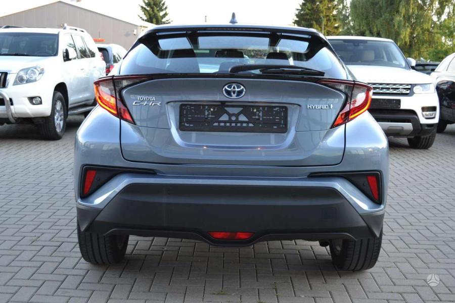 Серый Тойота C-HR 2022 в Вильнюс, объемом двигателя 1.80 л и пробегом 193 тыс. км за 18500 €, фото 9 на AUTOMOTO.COM.LV