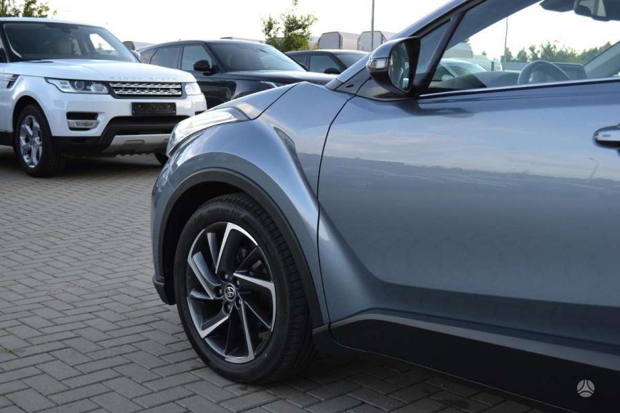 Серый Тойота C-HR 2022 в Вильнюс, объемом двигателя 1.80 л и пробегом 193 тыс. км за 18500 €, фото 35 на AUTOMOTO.COM.LV