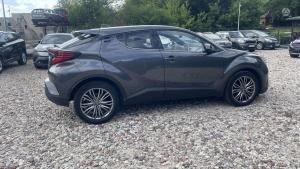 Pelēks Toyota C-HR 2022 Kauņa, ar dzinēja tilpumu 1.80 L un nobraukumu 58 tūkst. km par 20900 €, foto 5 vietnē AUTOMOTO.COM.LV