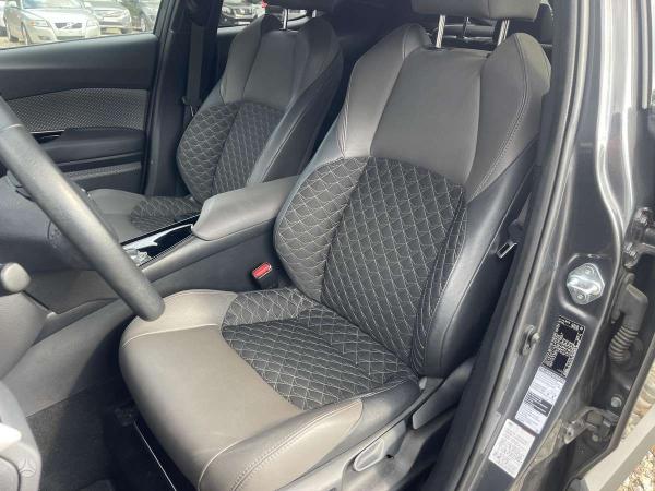 Grey Toyota C-HR 2022 in Kaunas, with an engine capacity of 1.80 L and mileage of 58 thousand km for 20900 €, photo 8 on AUTOMOTO.COM.LV
