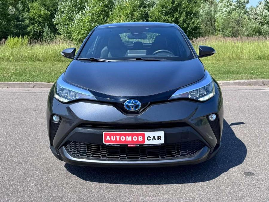 Pelēks Toyota C-HR 2022 Viļņa, ar dzinēja tilpumu 1.80 L un nobraukumu 74 tūkst. km par 20750 €, foto 3 vietnē AUTOMOTO.COM.LV