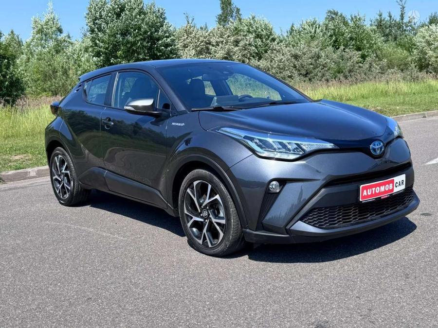 Pelēks Toyota C-HR 2022 Viļņa, ar dzinēja tilpumu 1.80 L un nobraukumu 74 tūkst. km par 20750 €, foto 4 vietnē AUTOMOTO.COM.LV