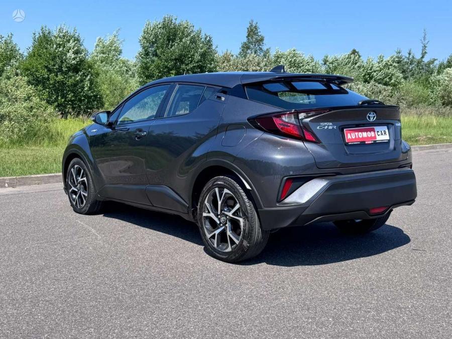 Pelēks Toyota C-HR 2022 Viļņa, ar dzinēja tilpumu 1.80 L un nobraukumu 74 tūkst. km par 20750 €, foto 7 vietnē AUTOMOTO.COM.LV