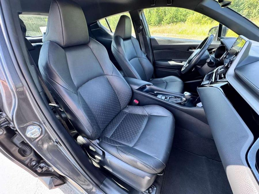 Pelēks Toyota C-HR 2022 Viļņa, ar dzinēja tilpumu 1.80 L un nobraukumu 74 tūkst. km par 20750 €, foto 24 vietnē AUTOMOTO.COM.LV