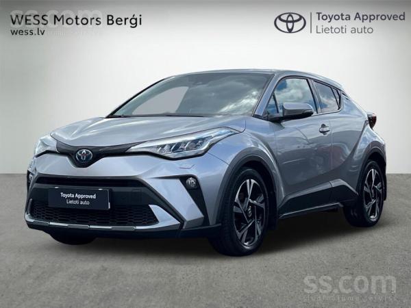 Pelēks Toyota C-HR 2022 Rīga, ar dzinēja tilpumu 1.80 L un nobraukumu 61 tūkst. km par 22990 €, foto 1 vietnē AUTOMOTO.COM.LV