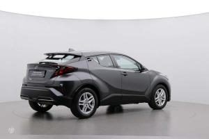 Grey Toyota C-HR 2022 in Vilnius, with an engine capacity of 1.99 L and mileage of 104 thousand km for 24900 €, photo 4 on AUTOMOTO.COM.LV