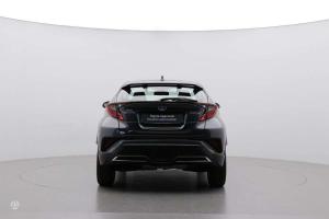Grey Toyota C-HR 2022 in Vilnius, with an engine capacity of 1.99 L and mileage of 104 thousand km for 24900 €, photo 6 on AUTOMOTO.COM.LV