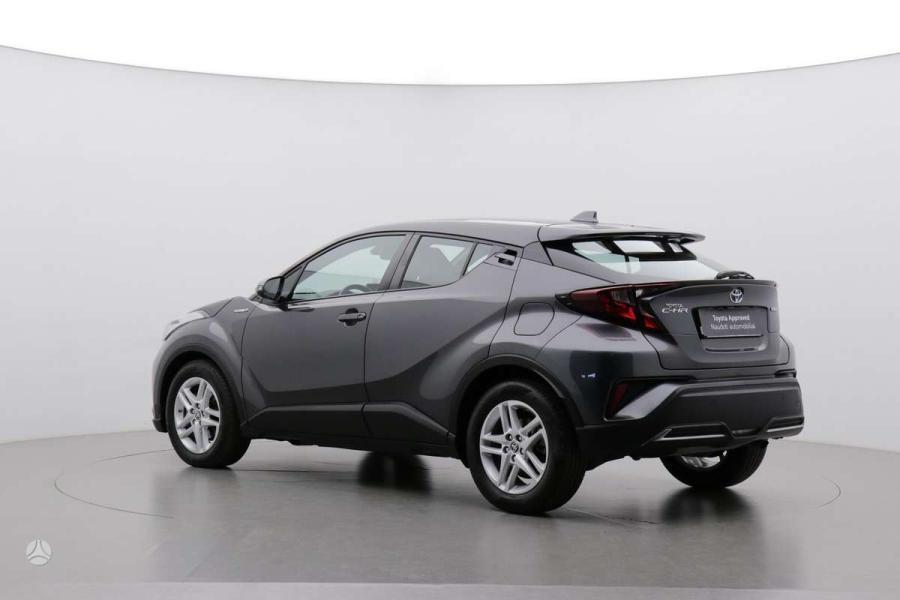 Grey Toyota C-HR 2022 in Vilnius, with an engine capacity of 1.99 L and mileage of 104 thousand km for 24900 €, photo 19 on AUTOMOTO.COM.LV