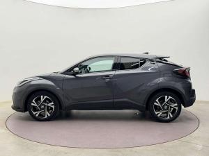 Серый Тойота C-HR 2022 в Паневежис, объемом двигателя 1.80 л и пробегом 85 тыс. км за 22790 €, фото 10 на AUTOMOTO.COM.LV