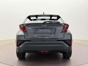 Серый Тойота C-HR 2022 в Паневежис, объемом двигателя 1.80 л и пробегом 85 тыс. км за 22790 €, фото 15 на AUTOMOTO.COM.LV