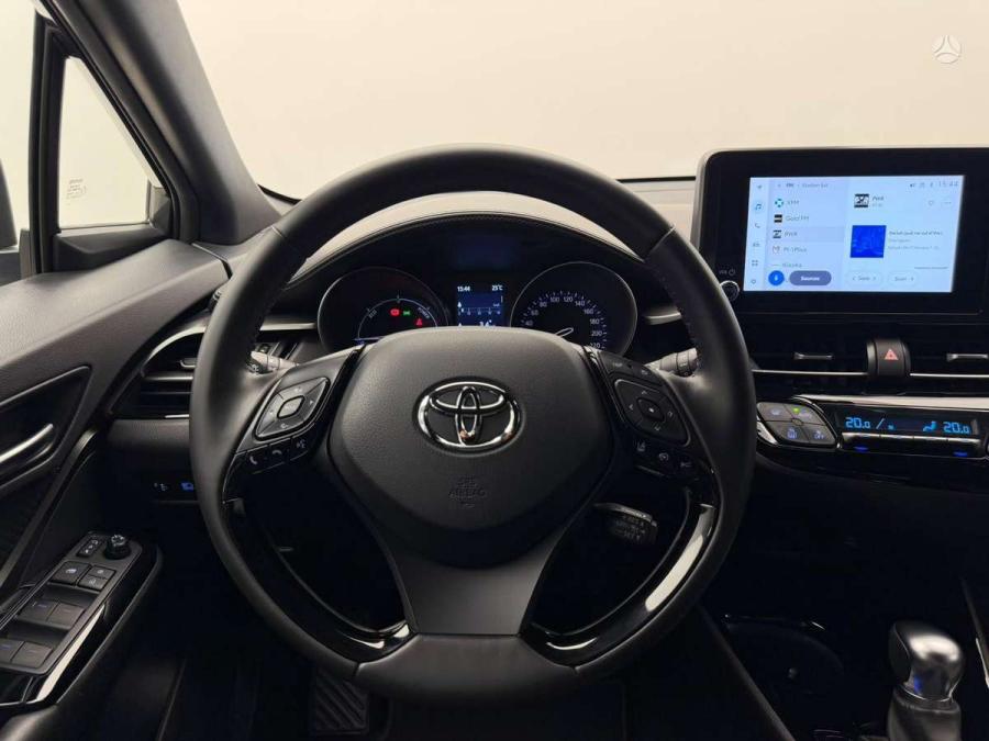 Серый Тойота C-HR 2022 в Паневежис, объемом двигателя 1.80 л и пробегом 85 тыс. км за 22790 €, фото 39 на AUTOMOTO.COM.LV