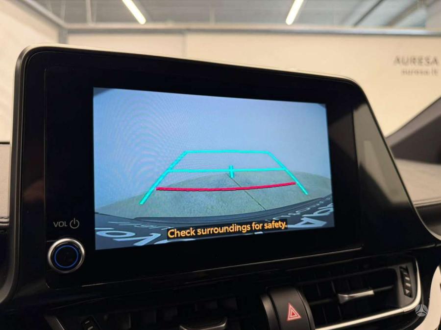 Серый Тойота C-HR 2022 в Паневежис, объемом двигателя 1.80 л и пробегом 85 тыс. км за 22790 €, фото 63 на AUTOMOTO.COM.LV