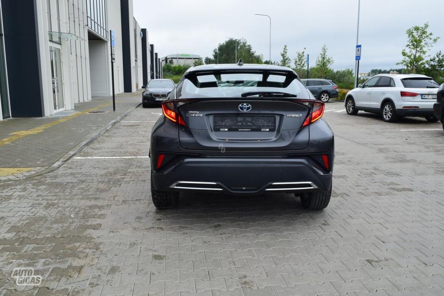 Pelēks Toyota C-HR 2022 Viļņa, ar dzinēja tilpumu 2.00 L un nobraukumu 201 tūkst. km par 19200 €, foto 7 vietnē AUTOMOTO.COM.LV