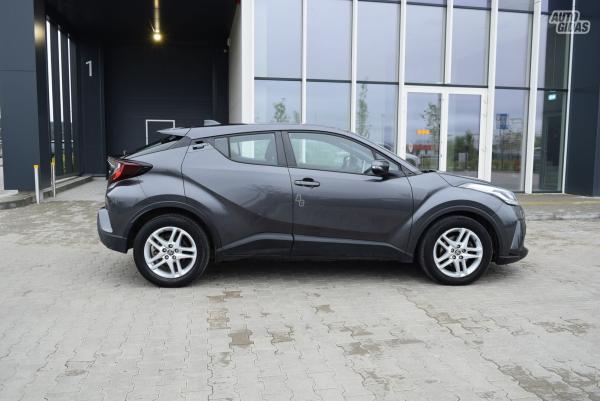 Серый Тойота C-HR 2022 в Вильнюс, объемом двигателя 2.00 л и пробегом 201 тыс. км за 19200 €, фото 8 на AUTOMOTO.COM.LV