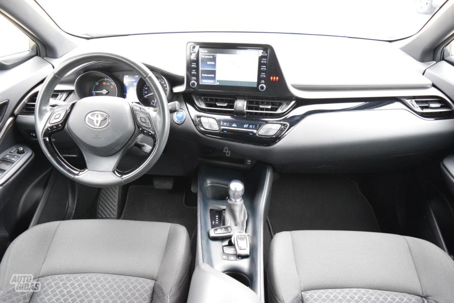 Pelēks Toyota C-HR 2022 Viļņa, ar dzinēja tilpumu 2.00 L un nobraukumu 201 tūkst. km par 19200 €, foto 13 vietnē AUTOMOTO.COM.LV