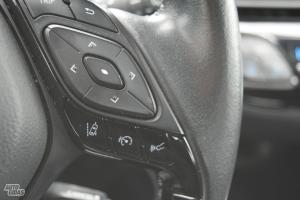 Pelēks Toyota C-HR 2022 Viļņa, ar dzinēja tilpumu 2.00 L un nobraukumu 201 tūkst. km par 19200 €, foto 20 vietnē AUTOMOTO.COM.LV