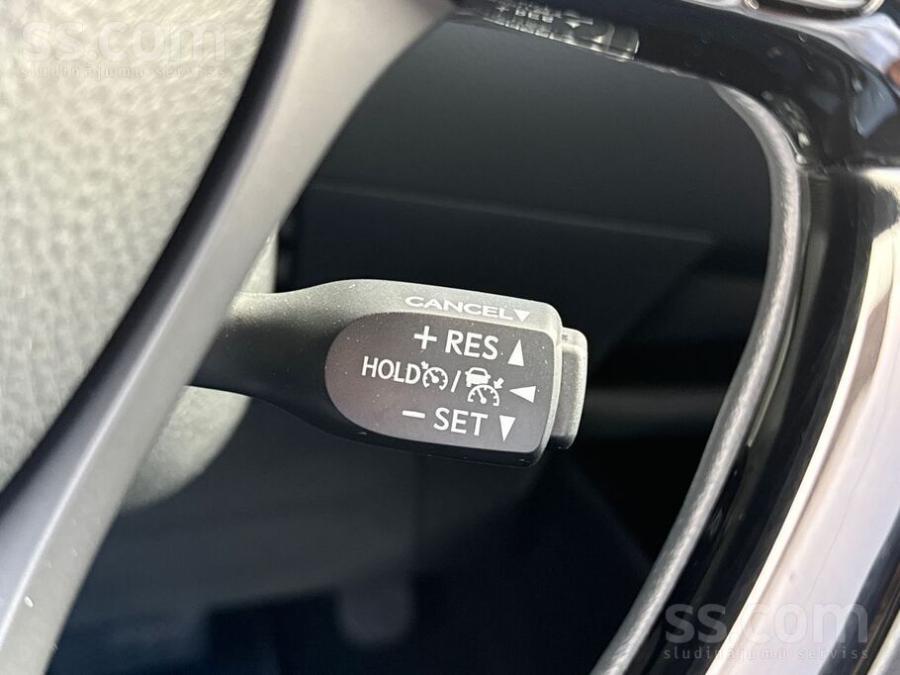 Серый Тойота C-HR 2022 в Рига, объемом двигателя 1.80 л и пробегом 62 тыс. км за 22990 €, фото 25 на AUTOMOTO.COM.LV