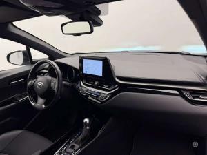 Серый Тойота C-HR 2022 в Паневежис, объемом двигателя 1.80 л и пробегом 98 тыс. км за 21990 €, фото 18 на AUTOMOTO.COM.LV