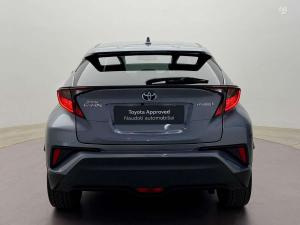 Серый Тойота C-HR 2022 в Паневежис, объемом двигателя 1.80 л и пробегом 98 тыс. км за 21990 €, фото 38 на AUTOMOTO.COM.LV