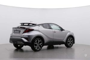 Серый Тойота C-HR 2022 в Вильнюс, объемом двигателя 1.99 л и пробегом 30 тыс. км за 25500 €, фото 4 на AUTOMOTO.COM.LV