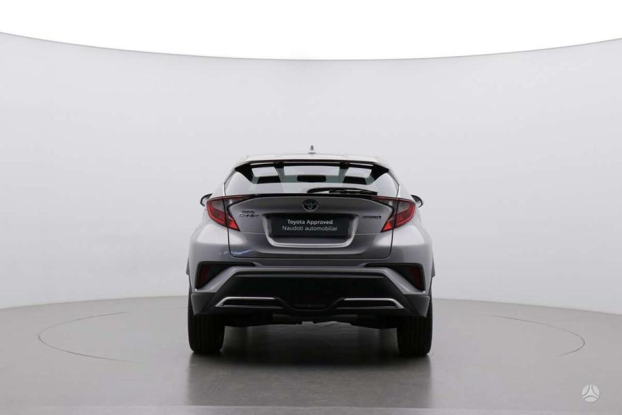 Серый Тойота C-HR 2022 в Вильнюс, объемом двигателя 1.99 л и пробегом 30 тыс. км за 25500 €, фото 6 на AUTOMOTO.COM.LV