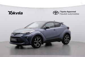 Pelēks Toyota C-HR 2022 Viļņa, ar dzinēja tilpumu 1.80 L un nobraukumu 33 tūkst. km par 25500 €, foto  vietnē AUTOMOTO.COM.LV