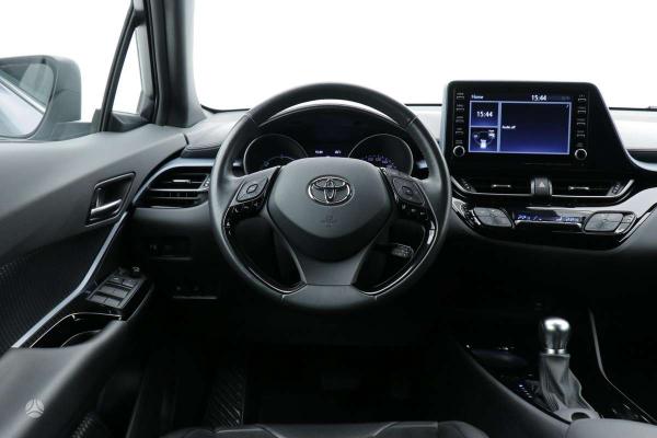 Pelēks Toyota C-HR 2022 Viļņa, ar dzinēja tilpumu 1.80 L un nobraukumu 33 tūkst. km par 25500 €, foto 8 vietnē AUTOMOTO.COM.LV