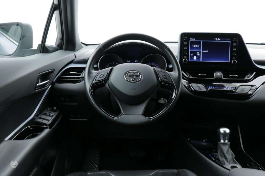 Pelēks Toyota C-HR 2022 Viļņa, ar dzinēja tilpumu 1.80 L un nobraukumu 33 tūkst. km par 25500 €, foto 9 vietnē AUTOMOTO.COM.LV