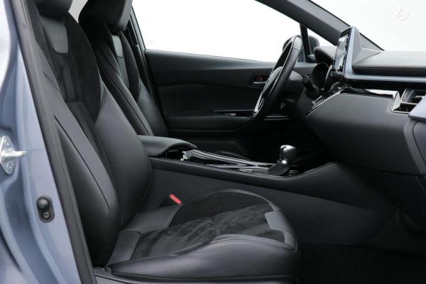 Pelēks Toyota C-HR 2022 Viļņa, ar dzinēja tilpumu 1.80 L un nobraukumu 33 tūkst. km par 25500 €, foto 9 vietnē AUTOMOTO.COM.LV