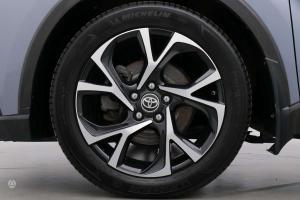 Pelēks Toyota C-HR 2022 Viļņa, ar dzinēja tilpumu 1.80 L un nobraukumu 33 tūkst. km par 25500 €, foto 17 vietnē AUTOMOTO.COM.LV