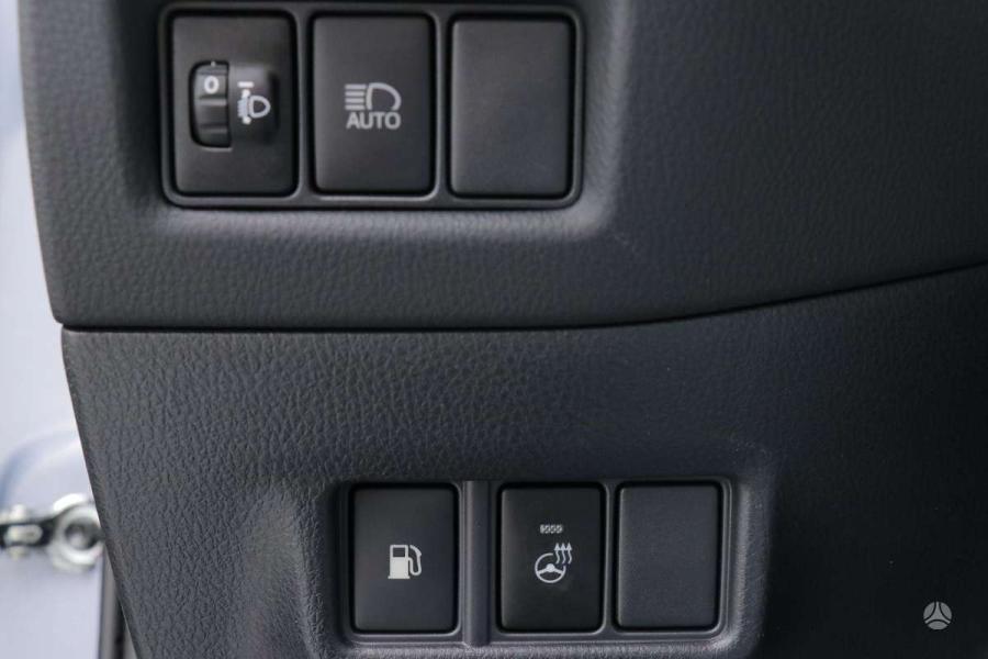 Pelēks Toyota C-HR 2022 Viļņa, ar dzinēja tilpumu 1.80 L un nobraukumu 33 tūkst. km par 25500 €, foto 24 vietnē AUTOMOTO.COM.LV
