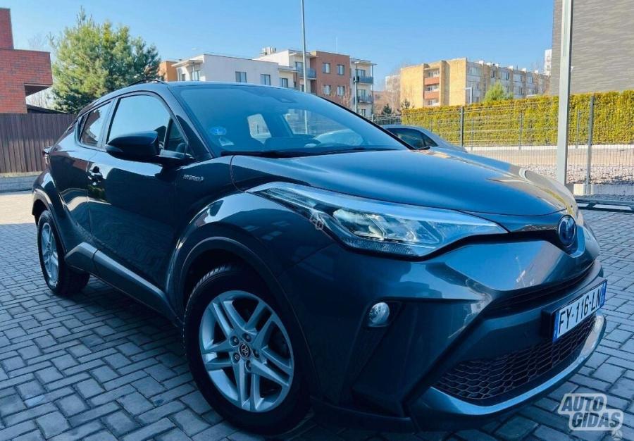 Pelēks Toyota C-HR 2022 Kauņa, ar dzinēja tilpumu 1.80 L un nobraukumu 95 tūkst. km par 18990 €, foto 6 vietnē AUTOMOTO.COM.LV