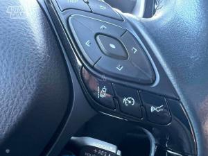 Pelēks Toyota C-HR 2022 Kauņa, ar dzinēja tilpumu 1.80 L un nobraukumu 95 tūkst. km par 18990 €, foto 16 vietnē AUTOMOTO.COM.LV