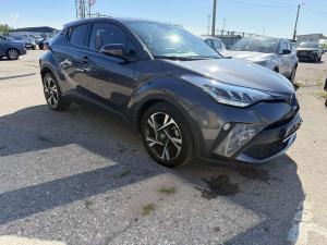 Серый Тойота C-HR 2022 в Паневежис, объемом двигателя 1.80 л и пробегом 99 тыс. км за 19900 €, фото 5 на AUTOMOTO.COM.LV