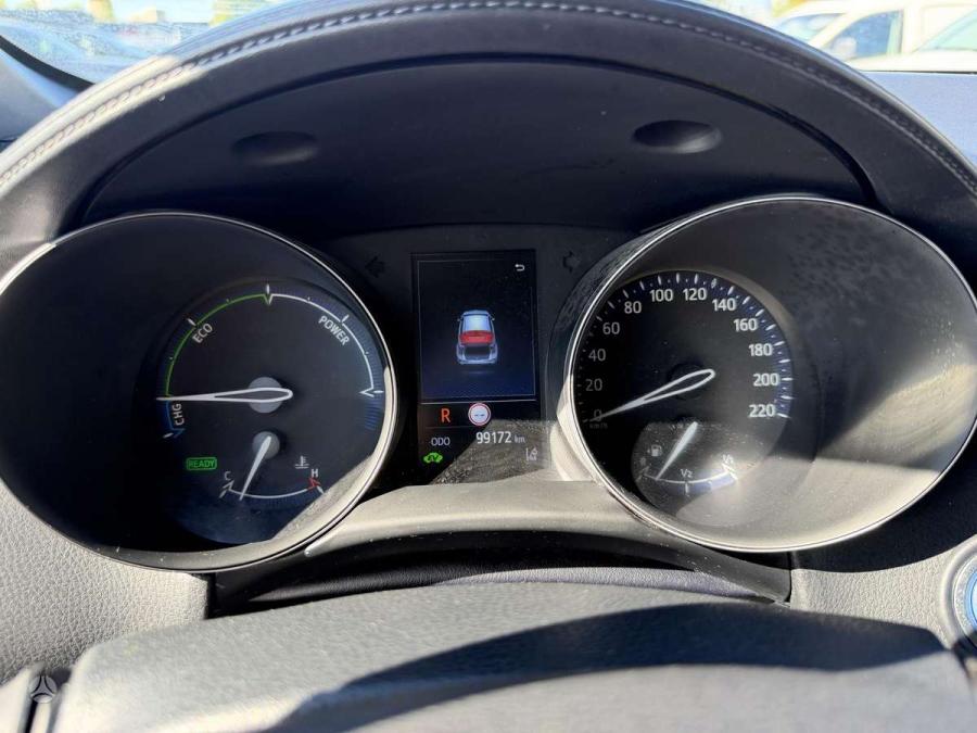 Серый Тойота C-HR 2022 в Паневежис, объемом двигателя 1.80 л и пробегом 99 тыс. км за 19900 €, фото 11 на AUTOMOTO.COM.LV