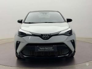 Pelēks Toyota C-HR 2022 Panevēža, ar dzinēja tilpumu 1.80 L un nobraukumu 90 tūkst. km par 24990 €, foto 3 vietnē AUTOMOTO.COM.LV