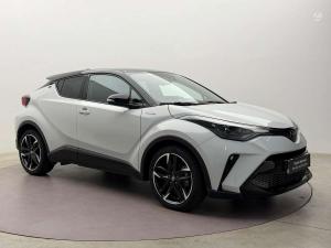 Pelēks Toyota C-HR 2022 Panevēža, ar dzinēja tilpumu 1.80 L un nobraukumu 90 tūkst. km par 24990 €, foto 4 vietnē AUTOMOTO.COM.LV