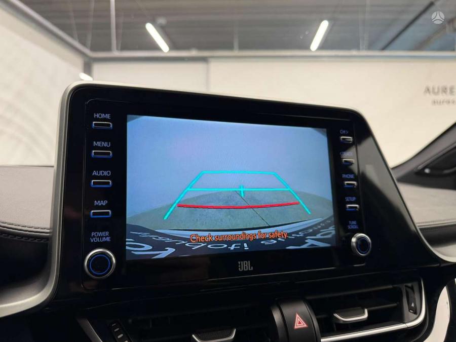 Pelēks Toyota C-HR 2022 Panevēža, ar dzinēja tilpumu 1.80 L un nobraukumu 90 tūkst. km par 24990 €, foto 31 vietnē AUTOMOTO.COM.LV